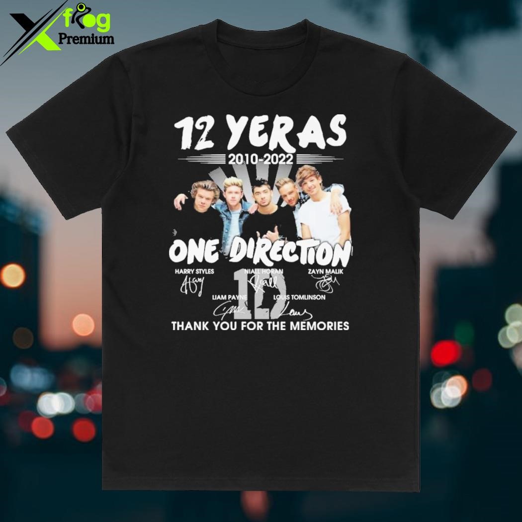 One Direction Signatures 2022 Louis